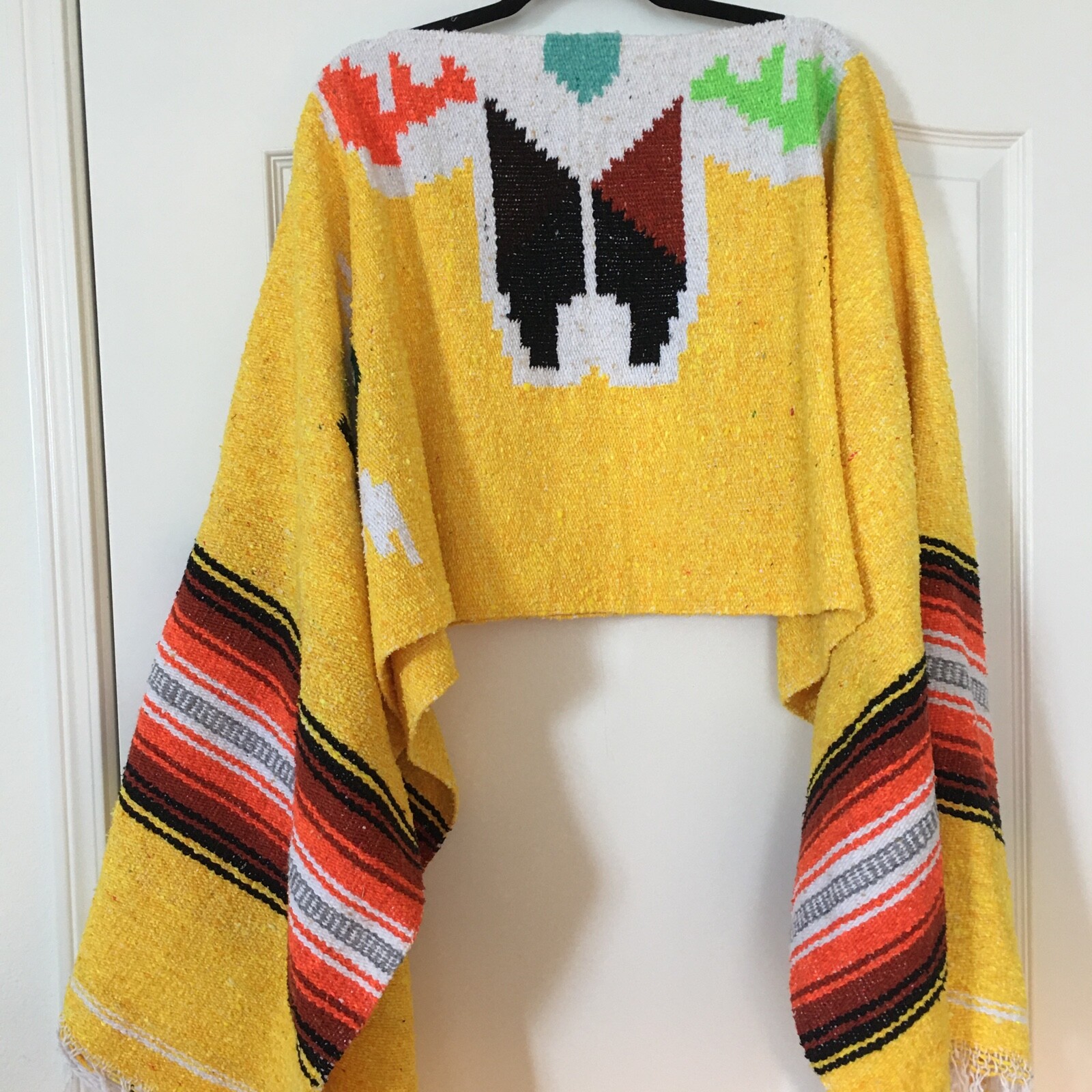 Poncho Western Tribal Motifs Mexico One Size - Gem
