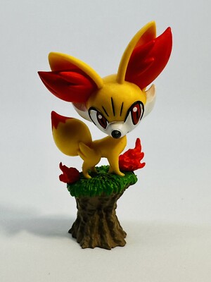 FENNEKIN Pokemon Figure on Tree Stump - 2013 Nintendo 2.5 Inch Pokemon ...
