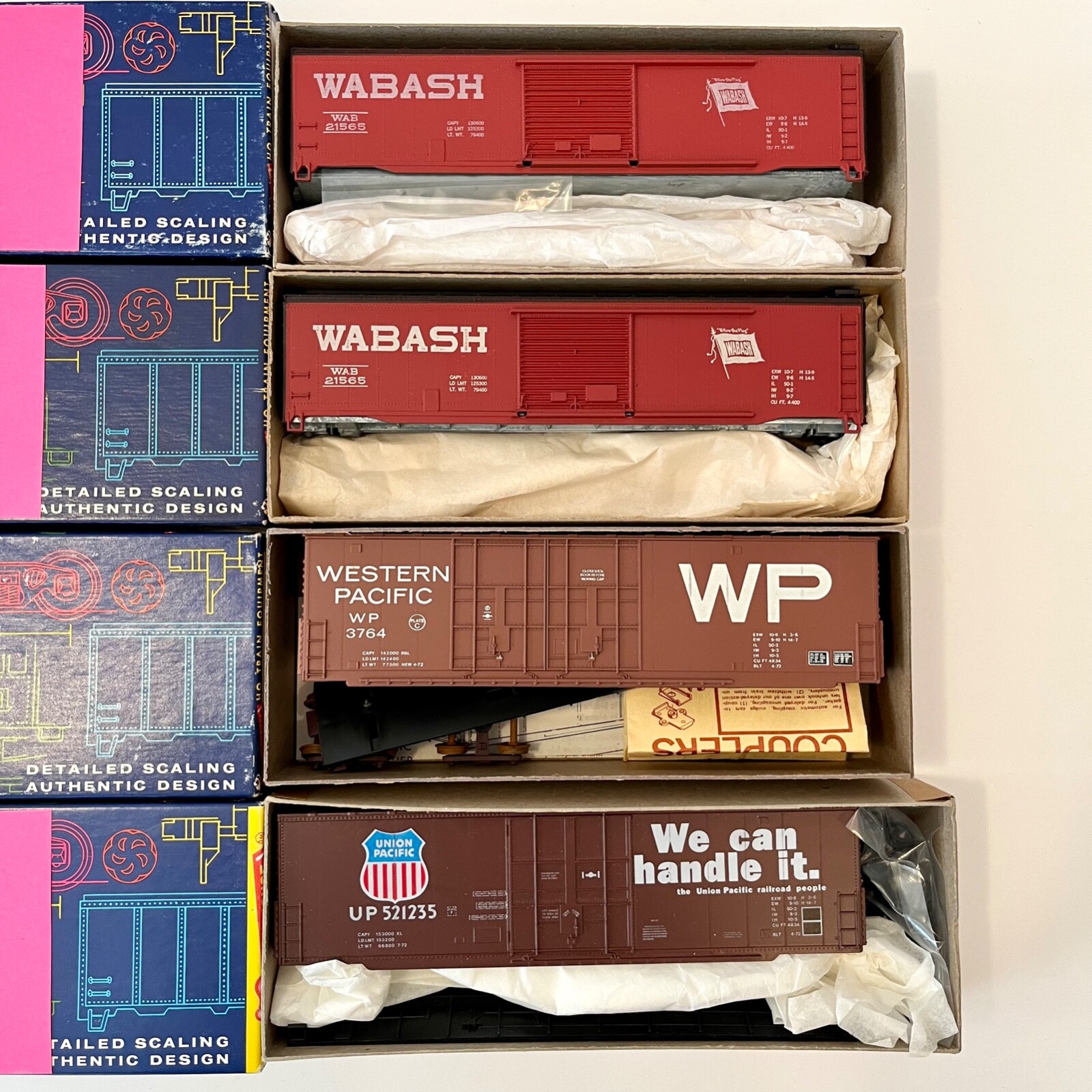 VTG Roundhouse HO Guage Train Decorated 4x Box Cars -UNBUILT KITS | eBay