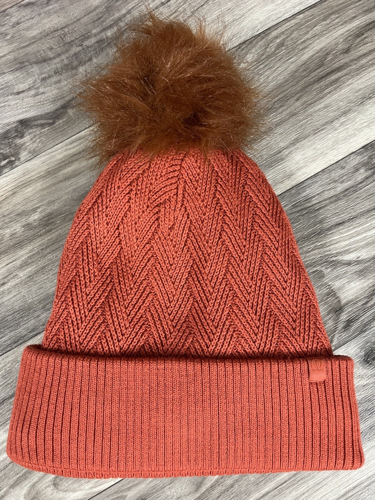 Lululemon Chevron Knit Pom Beanie Wool Fleece Lined O/S Canyon Orange ...