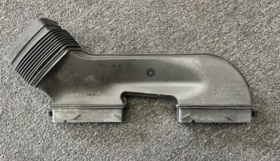 2006-2010 BMW 325xi E90 AIR INTAKE DUCT TUBE PIPE 1371 7541737-03 OEM ...