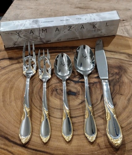 Yamazaki 18/8 Cache Gold Accent Stainless Steel Flatware Place Setting ...