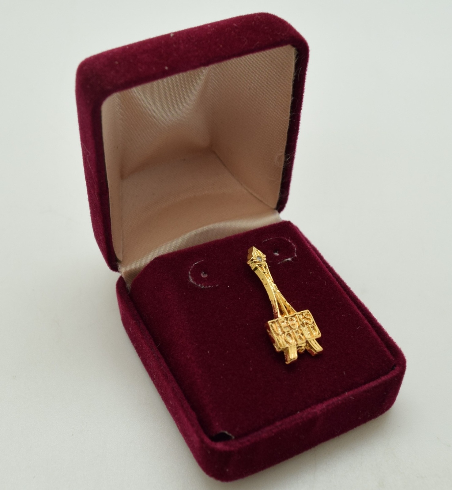 Bob Stupak's Vegas World Casino Las Vegas Golden Pin Stratosphere Late ...