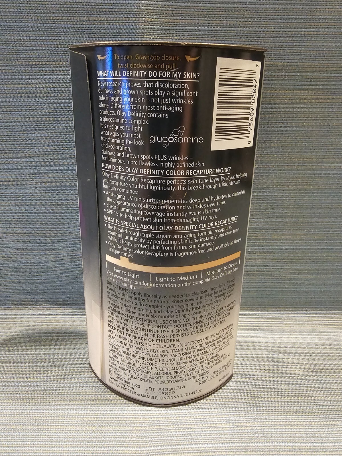 OLAY DEFINITY Color Recapture Lotion Fair/Light SPF 15 1.7 OZ ...