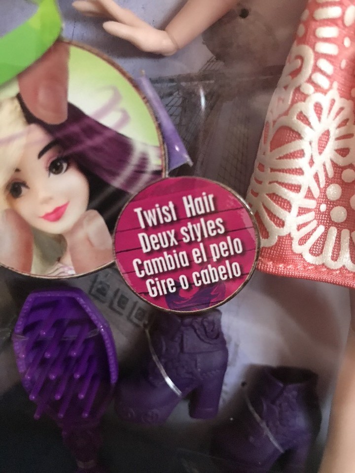 New Disney Descendants 2~ Isle Style Switch Mal~2 in 1 doll | eBay