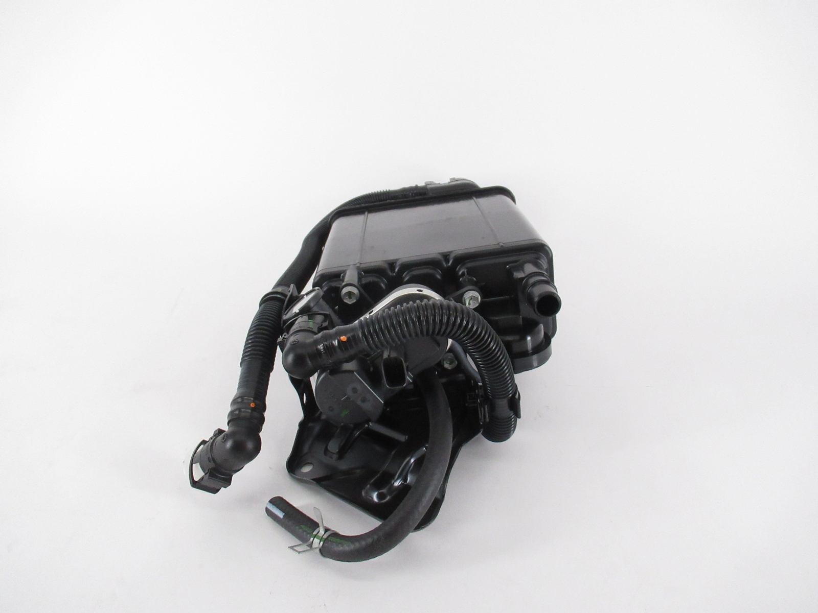 Genuine Toyota 77740-02130 Charcoal Vapor Canister Assy 2005-12 Matrix ...