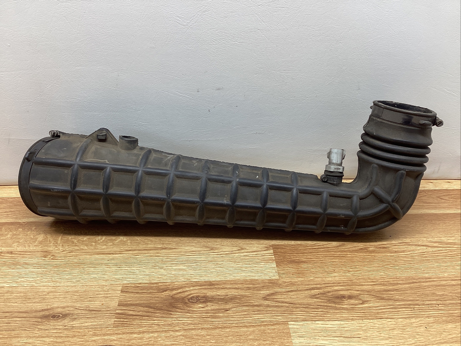 1995 Ford Explorer 4.0L Air Intake Hose Tube Duct | F57E-9R504-EF ...