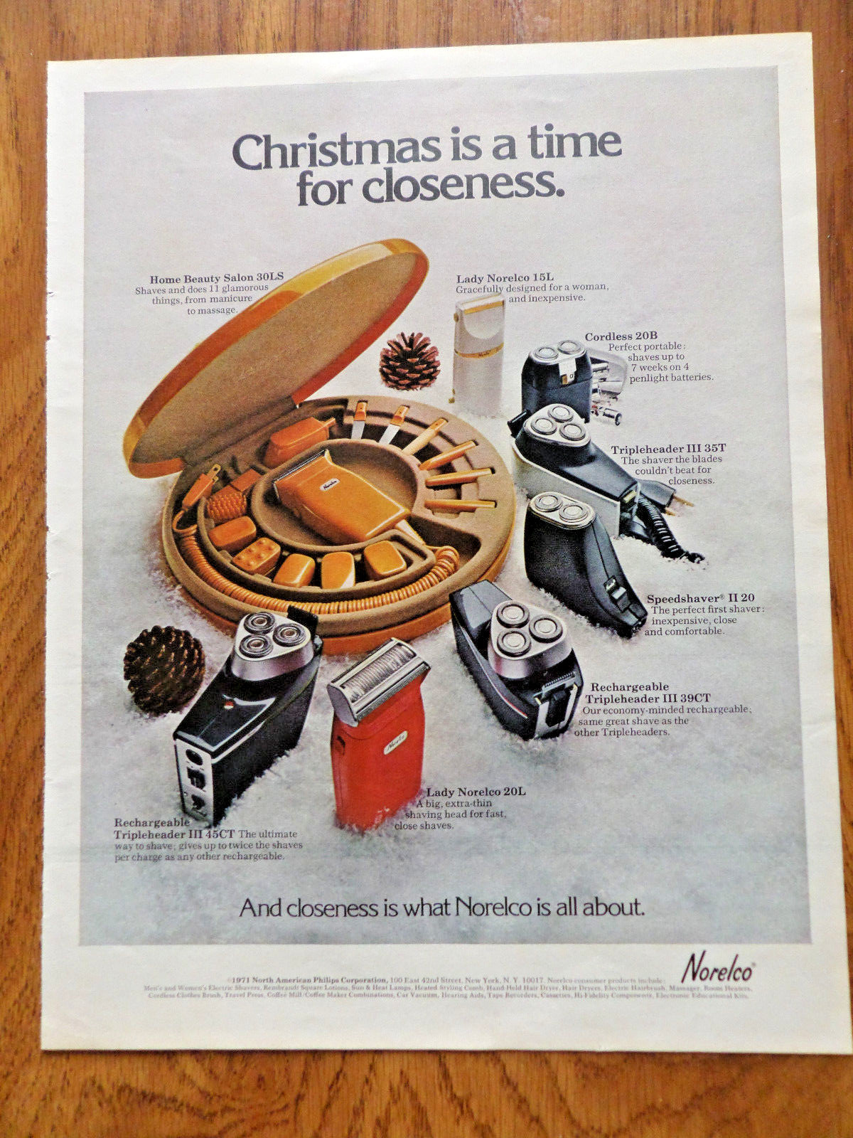 1971 Electric Shaver Ad Christmas Shows 8 Items Beauty Salon Shavers | eBay