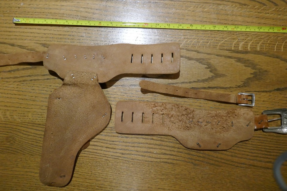 Gunsmoke leather cap gun holster | eBay