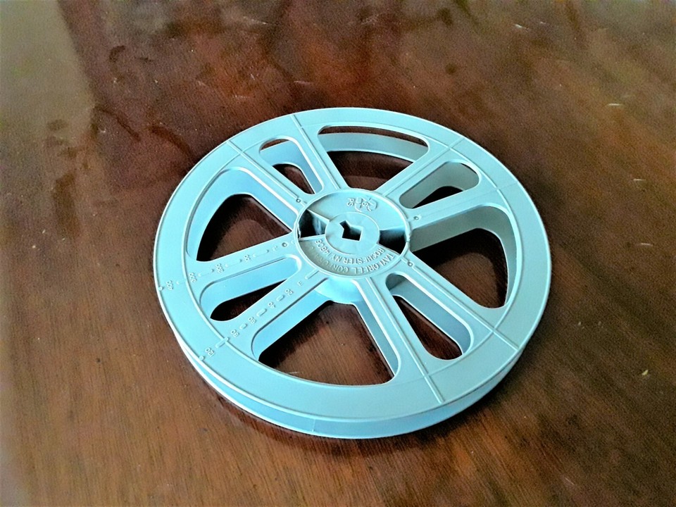 10 *NEW* 16mm 400' EMPTY PLASTIC FILM REELS (GREY) 7" NICE | eBay