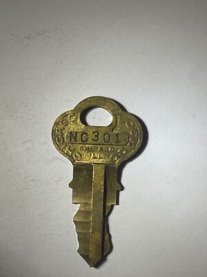 Original NC 301 Northwestern peanut gumball machine vending key. | eBay
