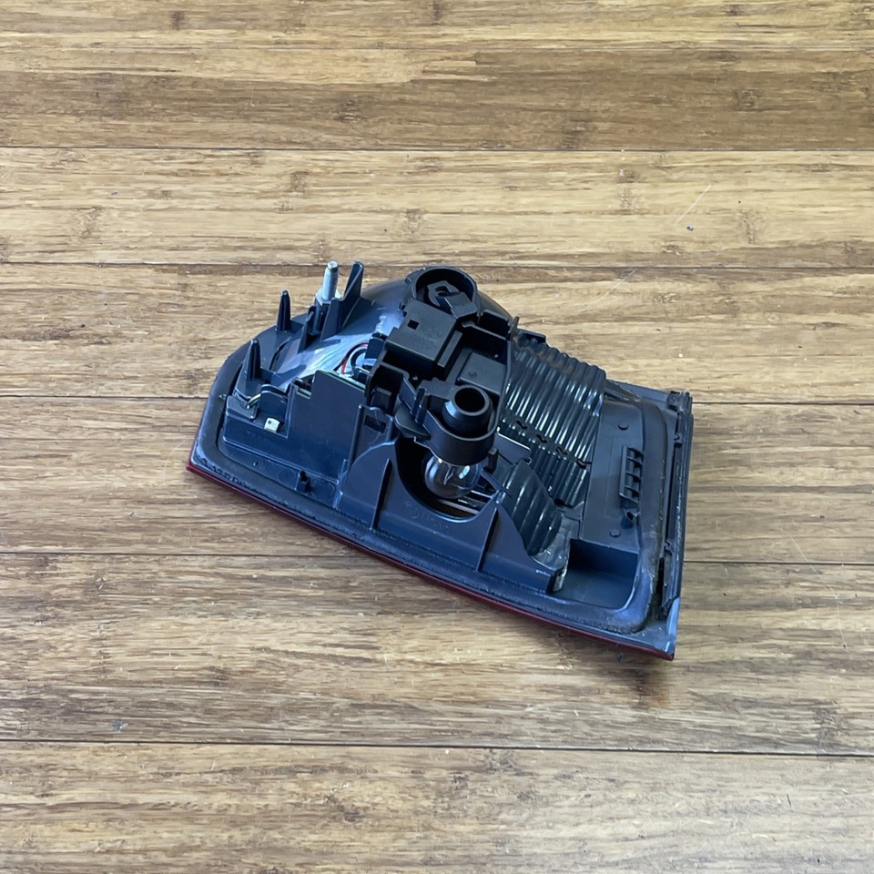 2012-2015 BMW 320i F30 Rear Right Side Inner Trunk Tail Light OEM *NOTE ...