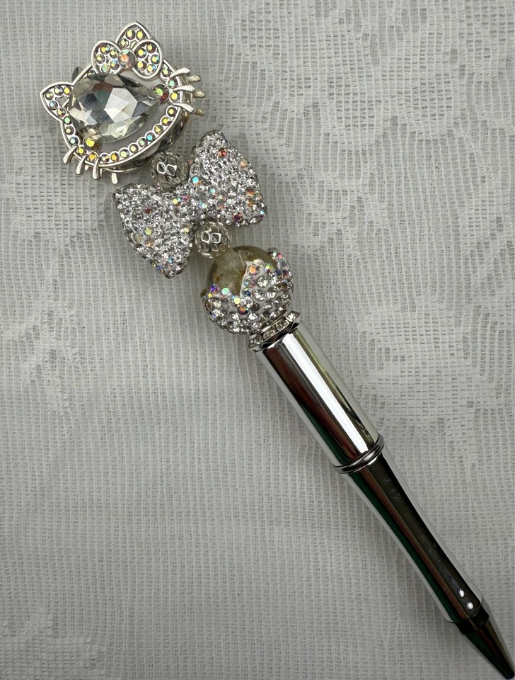 Custom hand made beaded pens! Bling pens! H Kitty! Gifts, basket filler ...