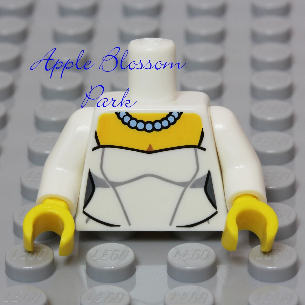 NEW Lego Female Girl BRIDE MINIFIG TORSO - White Minifigure Wedding ...