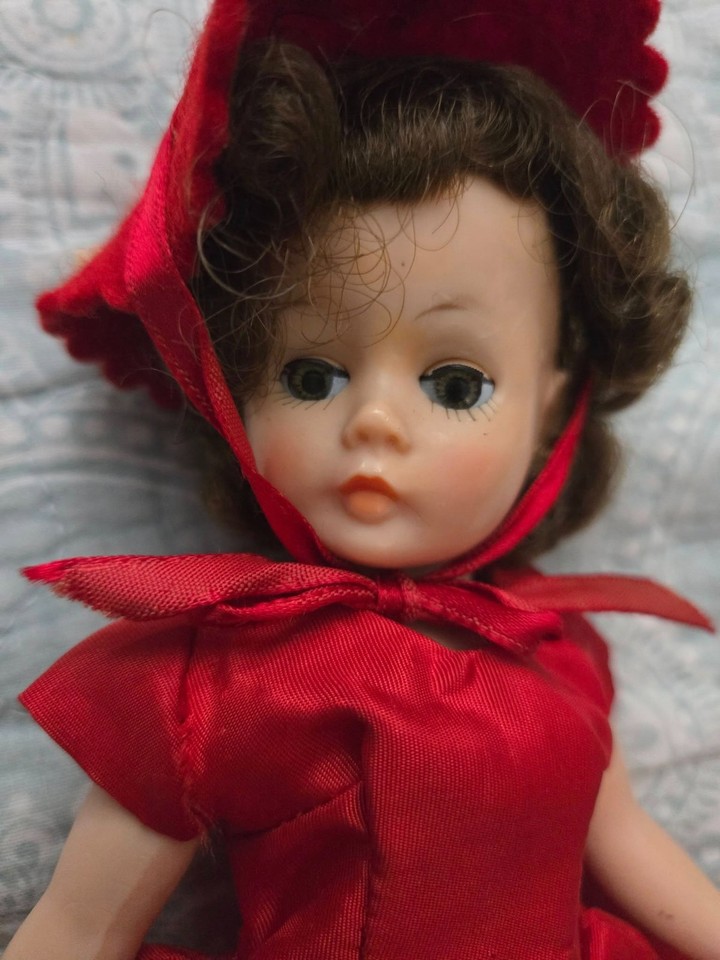 Vintage brunette Madame Alexander Cissette doll redressed | eBay