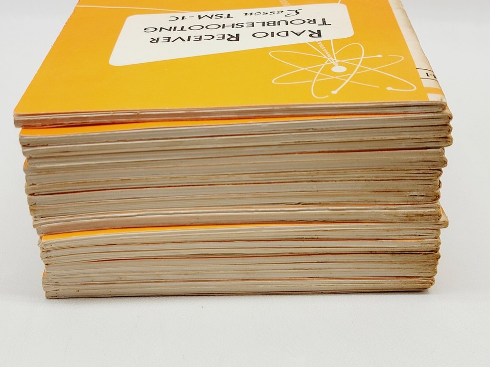 Vintage 1955 DeVry Technical Institute Electronics Course Books 20 ...