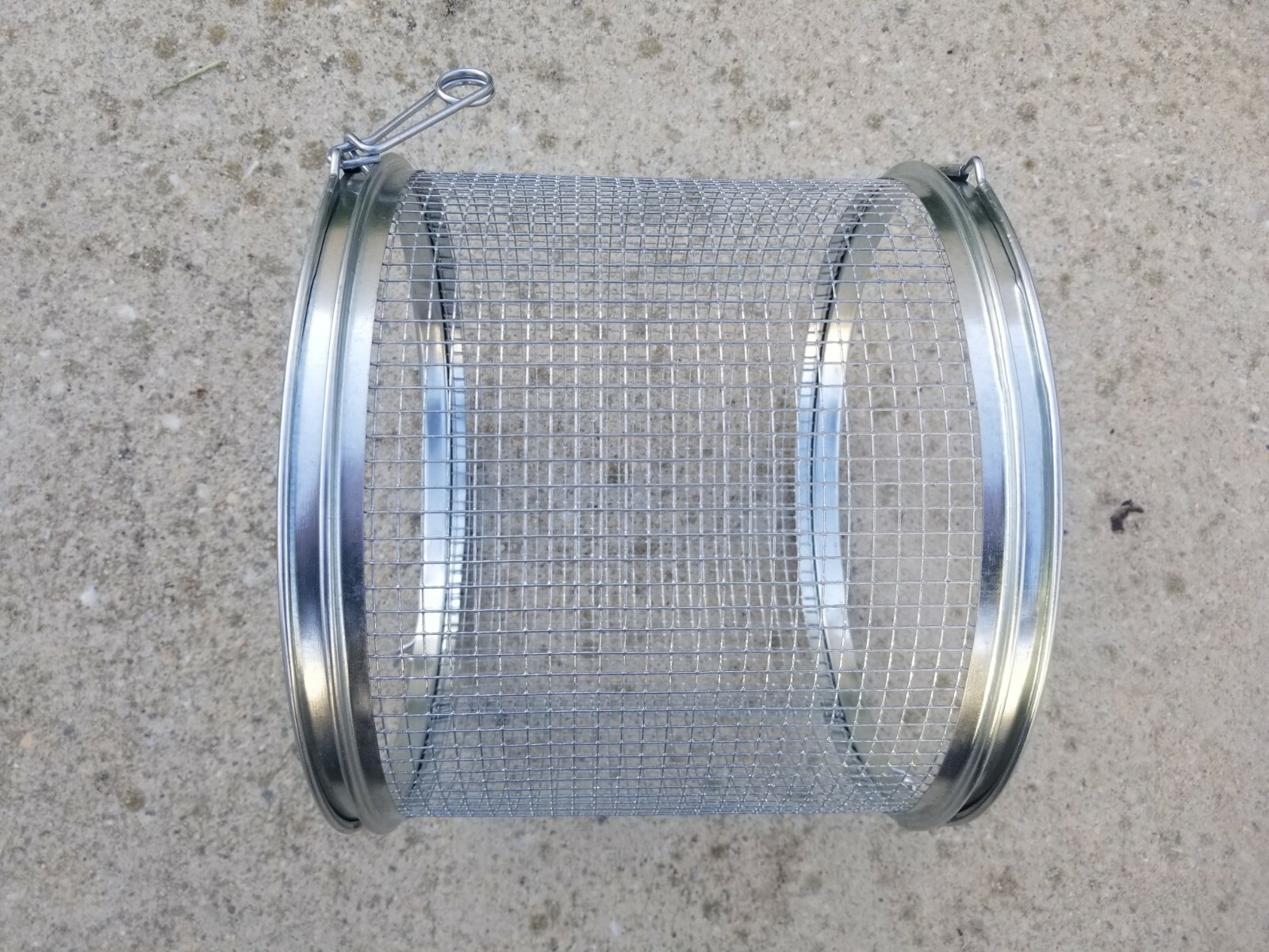 One (1) Gee's 8" Center Extension for EEL POT Minnow Bait Crawfish Trap ...