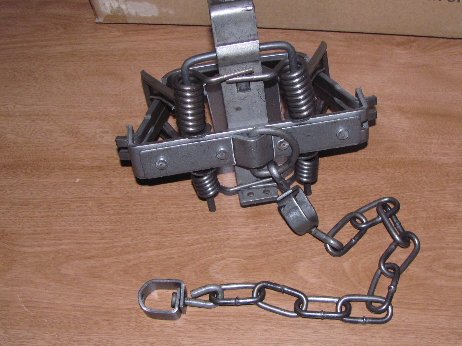 2 Duke # 2 Square Jaw Coil Spring Trap Coyote Bobcat Fox Lynx 0492 NEW ...