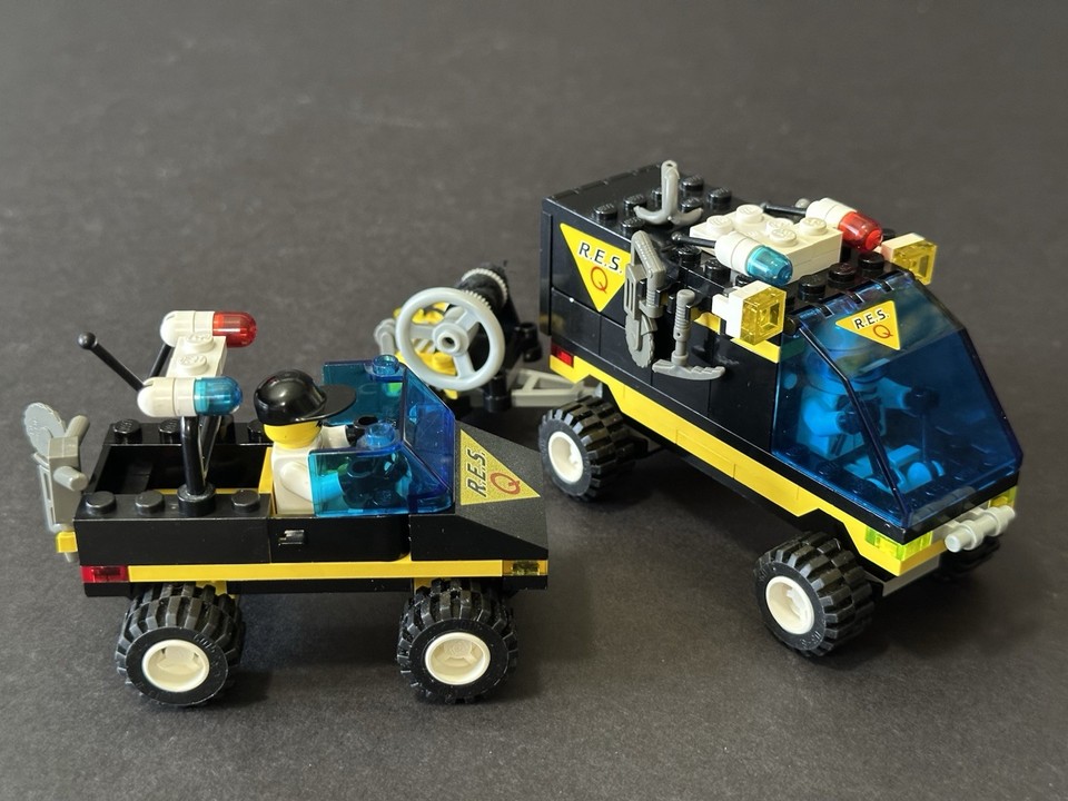 LEGO System Lot of 7 Vintage Town Sets 100% Complete 6491/6351/6581 ...