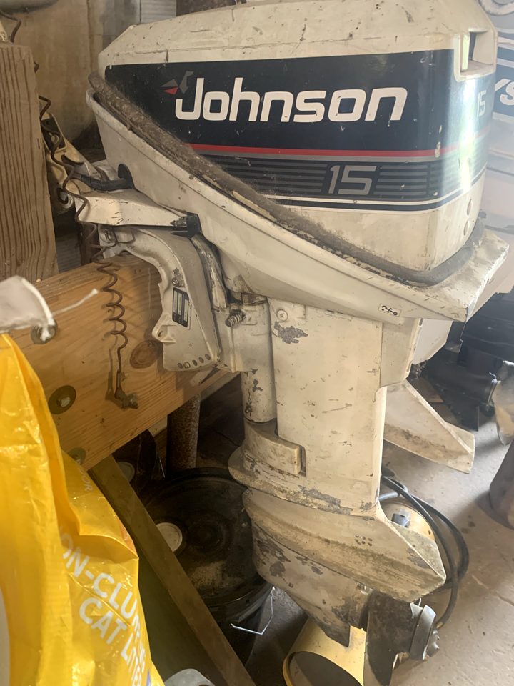 Running 1989 Johnson 15 HP outboard motor in great running condition | eBay