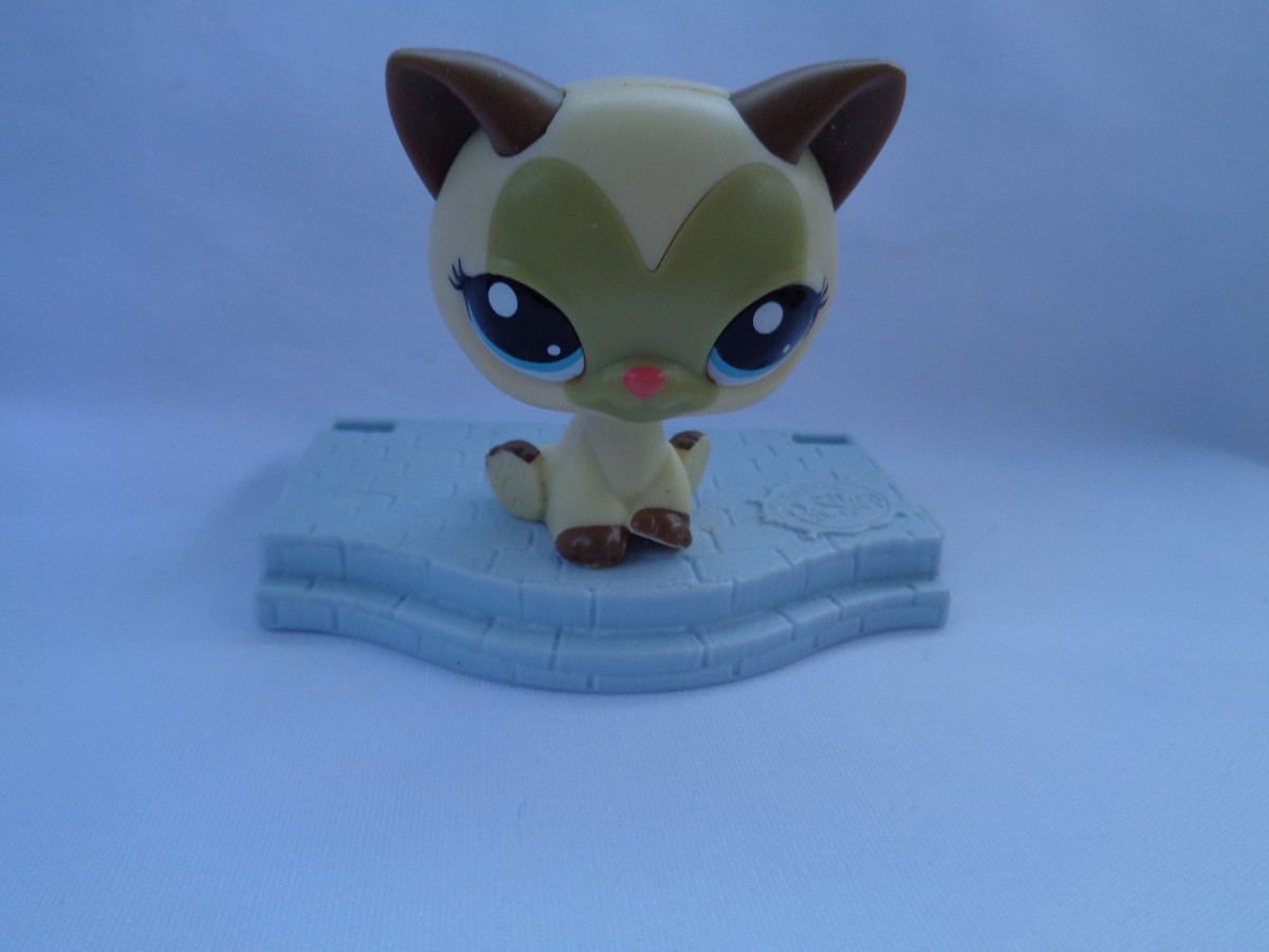 Littlest Pet Shop Scout