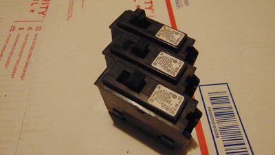 Lot of 3 Square D HOM120 Circuit Breaker 1P 20A 120/240V HACR Type HOM ...