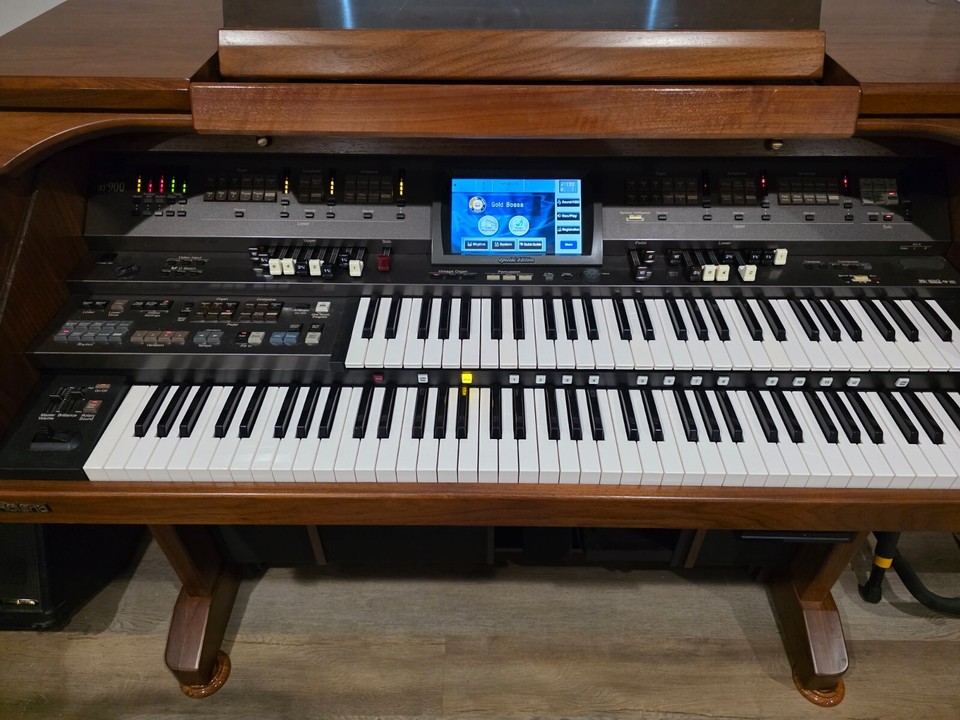 Roland AT-900 Atelier Organ handmade Italy Roland walnut 2016 ...