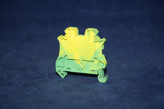 Eaton Ut-4-pe Terminal Block Takes 26 to 10 AWG UT4PE for sale online ...