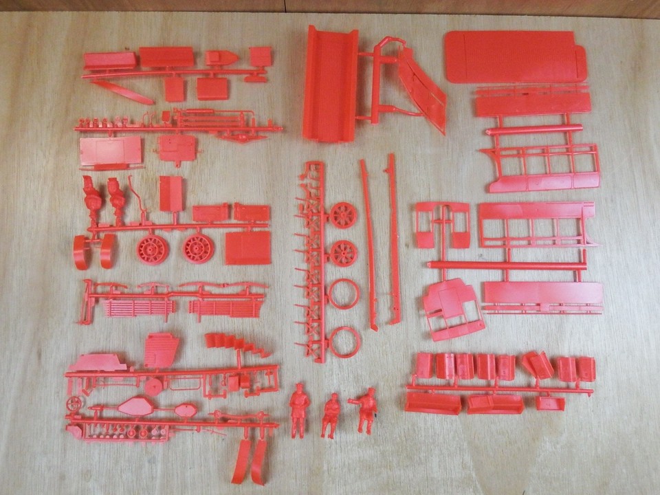 Airfix 1:32 Dennis Fire Engine & Omnibus two model kit set 09441 | eBay UK