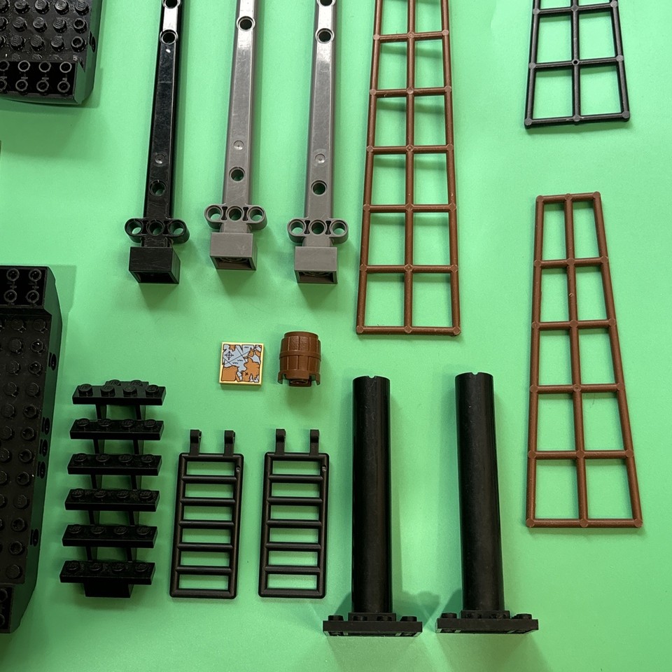 Lego Pirates Ship Hull Parts Lot Black Pearl 64651 64645 48002 + Extras ...