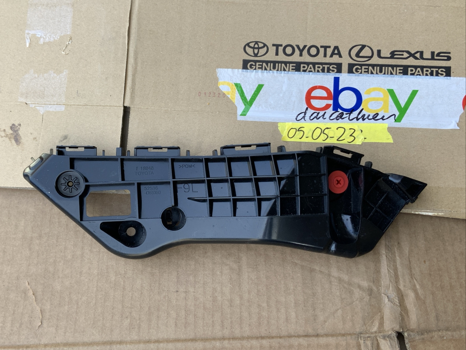 2016-2018 TOYOTA RAV4 LEFT FRONT BUMPER SIDE RETAINER 52536-42070 LH ...