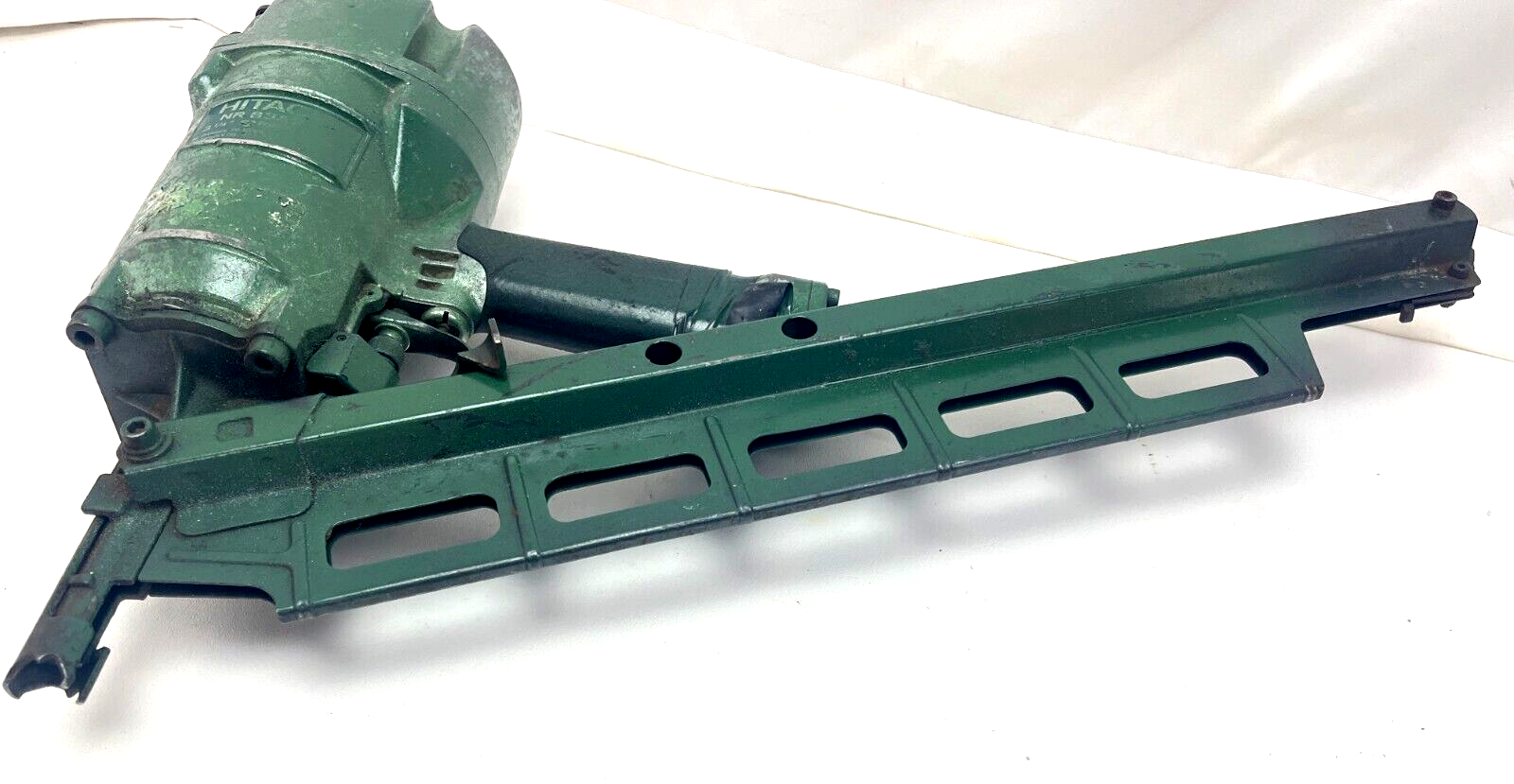 Hitachi NR83A2 3-1/4" Round Head- Strip Framing Nailer (Made in Japan ...