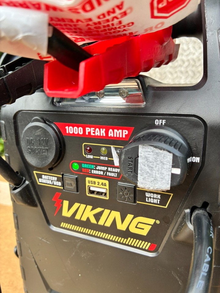 VIKING 1000 Peak Amp Jump Starter with 150 PSI Air Compressor - 59531 ...