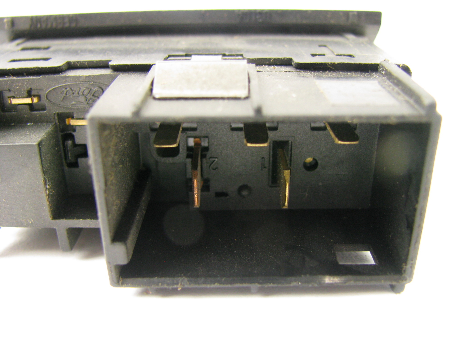 NEW - OUT OF BOX 95BG-18C621-AA Rear Defrost Switch 1995-1998 Ford ...