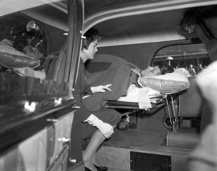 8x10 Print Senator John F. Kennedy & Jackie Leaving Spinal Surgery 1954 ...