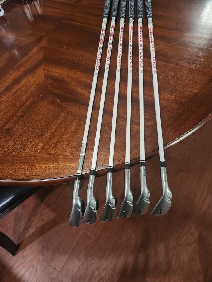 Wilson Staff D-100 7-PW+GW+SW Iron Set Right Senior Flex Graphite ...