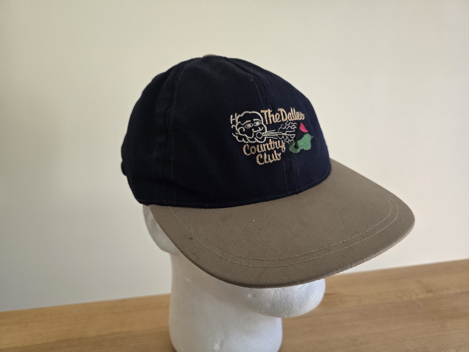 Rare Vintage The Dalles Country Club Cap Leather Stra… - Gem