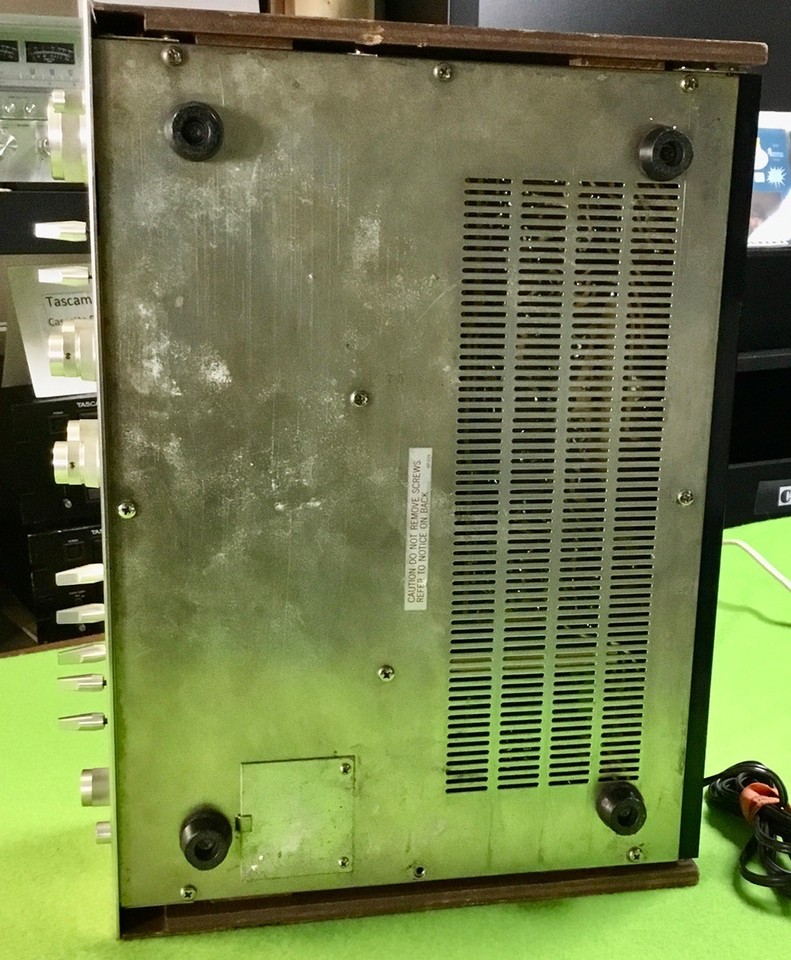 ROTEL RA 812 Integrated Amp. 45 WPC. Professionally Serviced. Tested ...