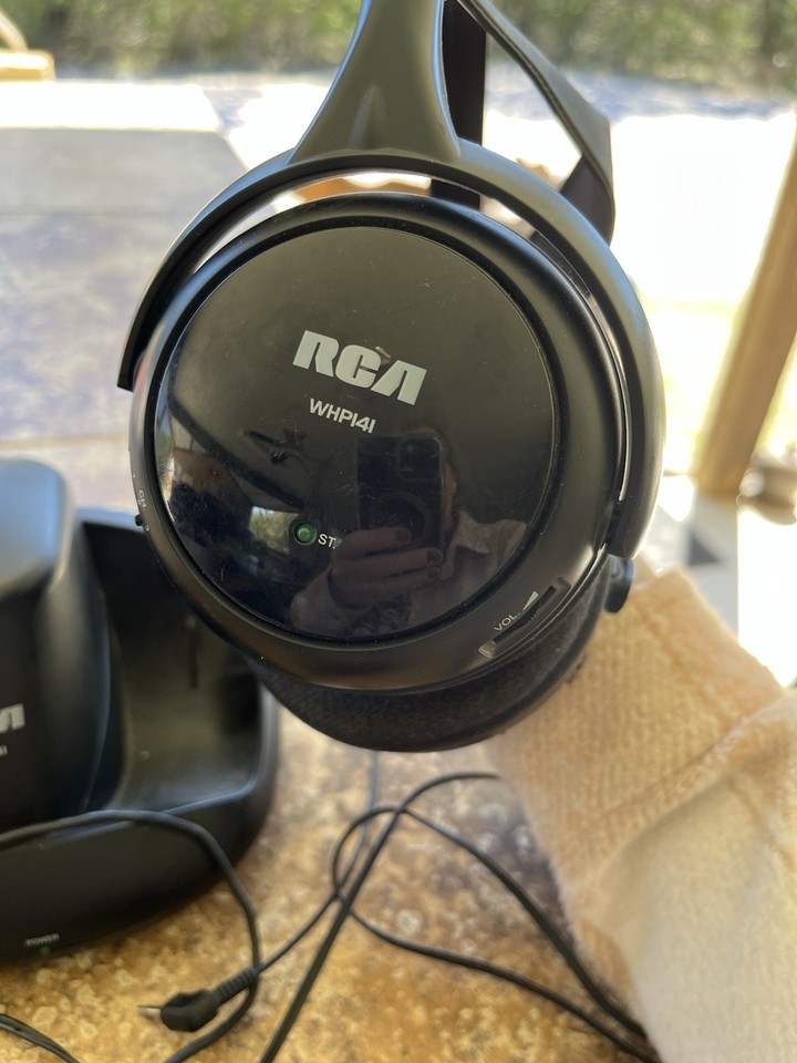 RCA WHP141 Stereo Wireless Headphones 900mhz w/ Power Adapter | eBay