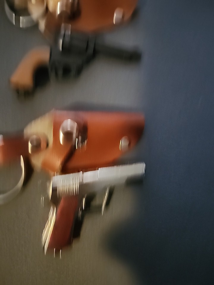 Vintage 6 mini key Ring diecast pistol cap guns lot w/ holsters SEE ...