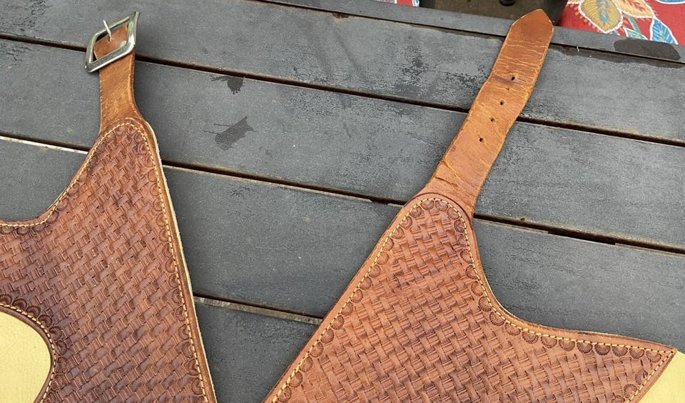 Vintage Used Batwing CHAPS- Chinks - Leather Cowboy Western See Size ...