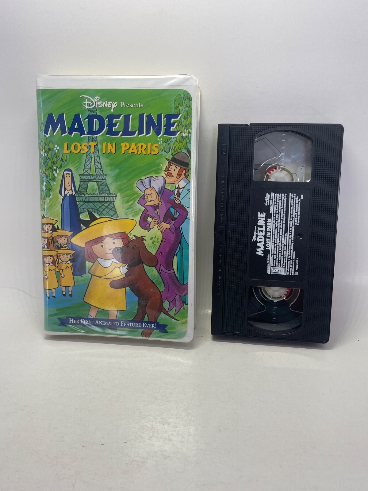 Madeline Lost In Paris VHS Clamshell Animation | eBay