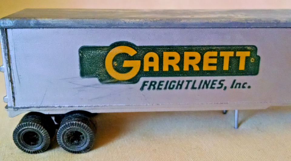 GARRETT FREIGHT LINES MODEL ULRICH HI-LINER 1V3 HO 5/32 SCALE KENWORTH ...
