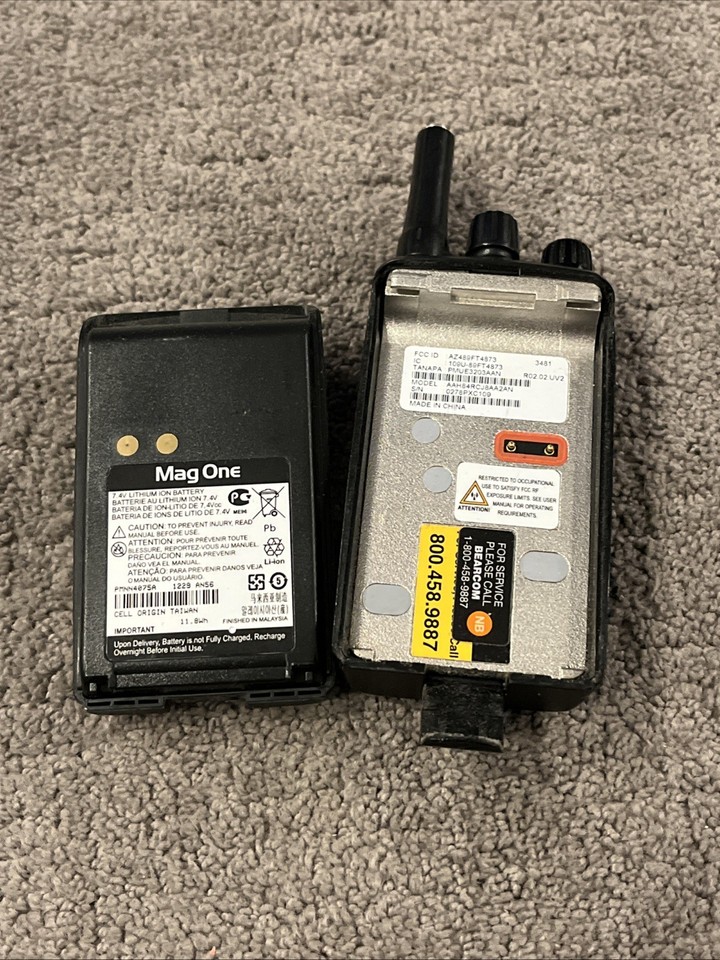 Motorola BearCom BC130 UHF Two Way Radio Walkie Talkie AAH84RCJ8AA2AN ...