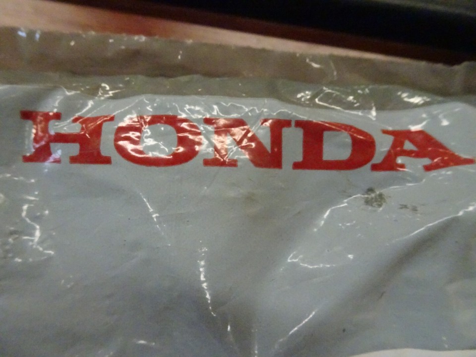 NEW OEM 16-17 HONDA Civic Front Bumper-Upper Seal 74146-TBA-A01 | eBay