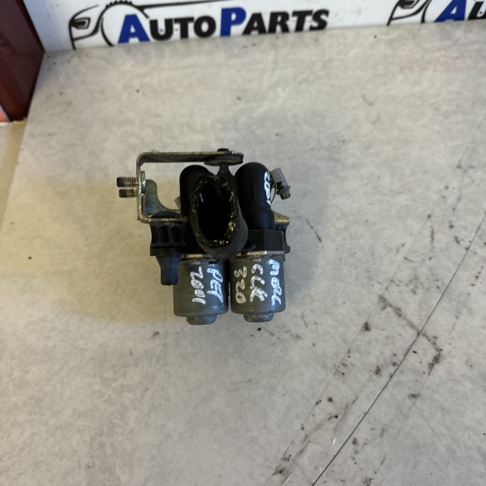 MERCEDES W208 CLK Duo Heater Water Valve 0018303484 for sale online | eBay