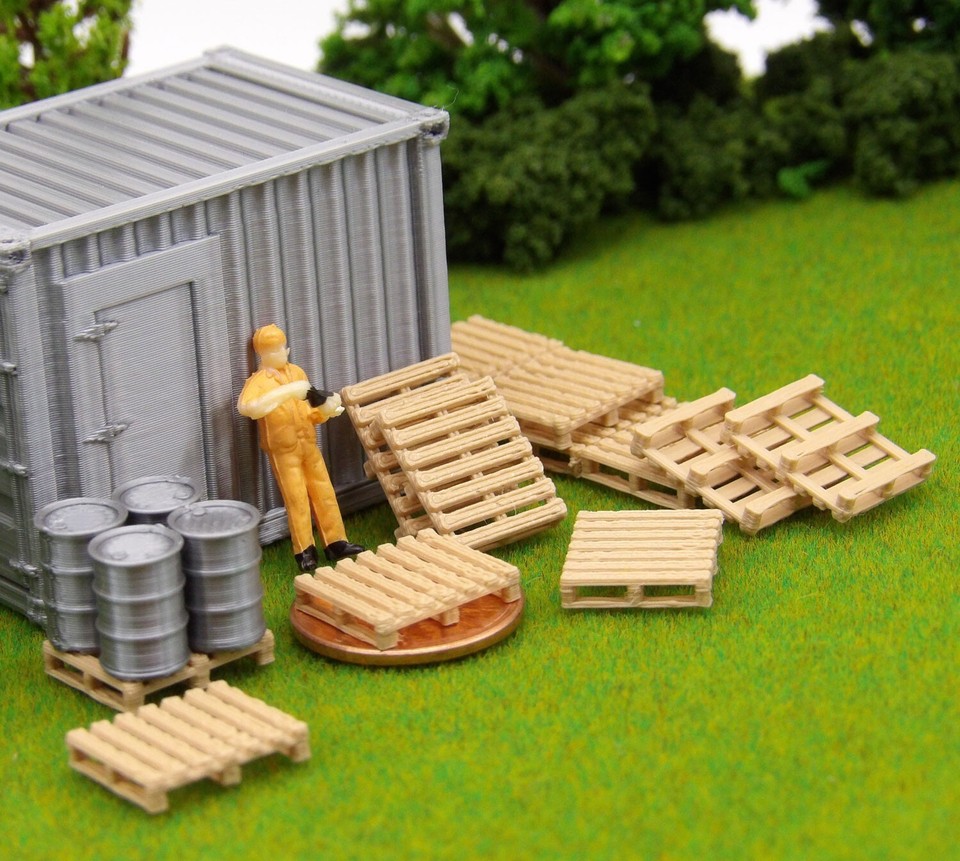 12 PACK - HO Scale Wooden Pallets to scale! - Highly Detailed Train ...