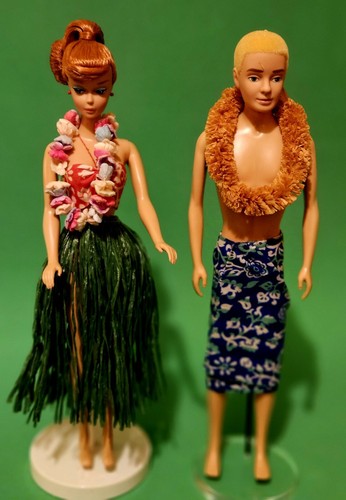 VTG BARBIE KEN IN HAWAII NEAR MINT W/DOLLS &STANDS PERFECT MATTEL ...