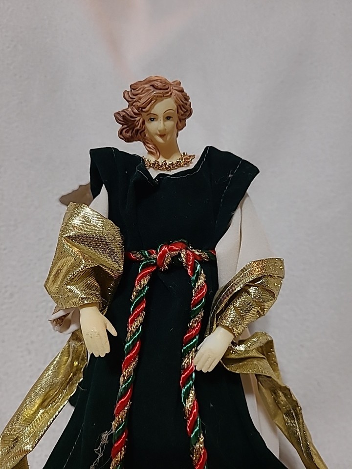Vintage Berkley Designs Angel Tree Topper Beige/Green Velvet /Gold Trim ...