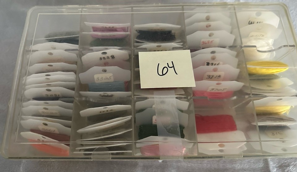 Embroidery Floss 700+ Skeins Thread w/Organizers Bobbins DMC Cross ...